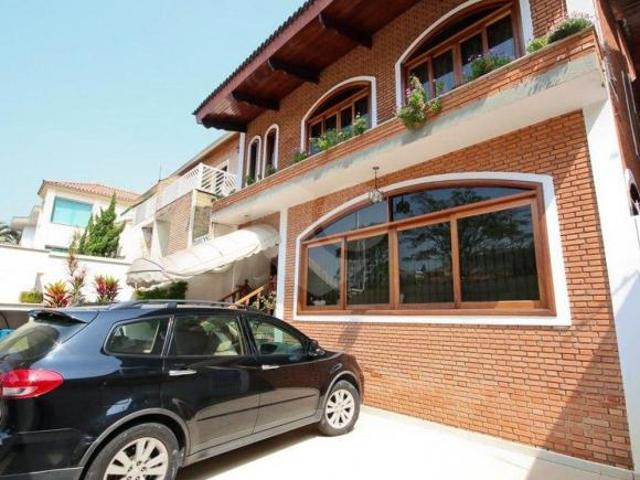 Sobrado Jardim França 400m área útil 4 dormitórios 3 suítes 3 vagas, churrasqueira