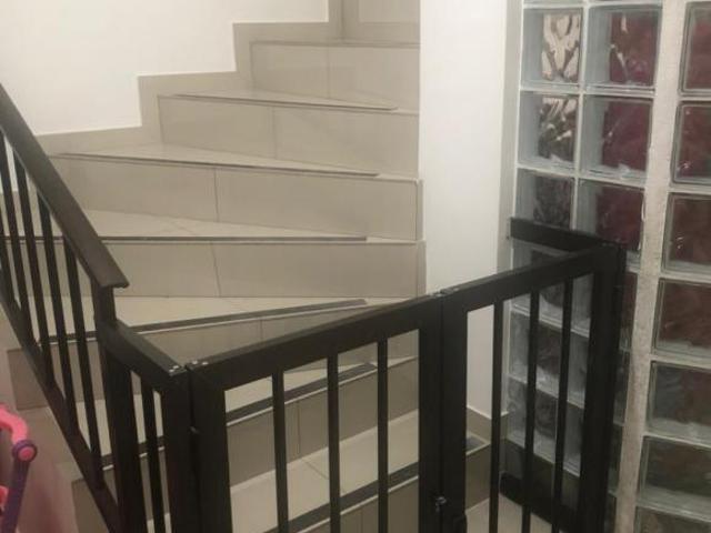 SOBRADO JARDIM LAS PALMAS GJÁ