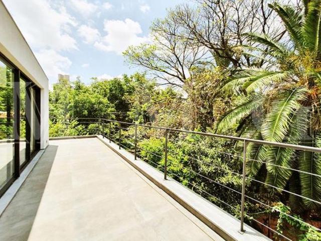 Sobrado Jardins