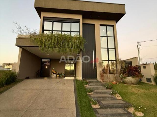 Sobrado Jardins Capri 3 Suítes Casa em Condomínio com 3 Quarto s por R$ 1620000.00 no setor Jardin