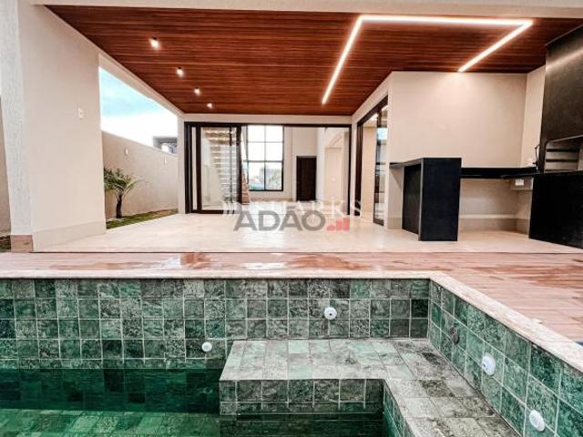 Sobrado Jardins Bolonha Casa em Condomínio com 3 Quarto s por R$ 1895990.00 no setor Jardins Bolonh