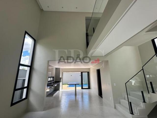 Sobrado Jardins Sevilha Casa em Condomínio com 4 Quarto s por R$ 1750000.00 no setor Jardins Sevilh