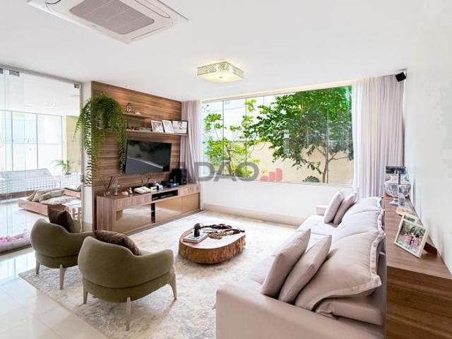Sobrado Jardins Verona 4 Suítes. Casa em Condomínio com 4 Quarto s por R$ 2990.00 no setor Jardins