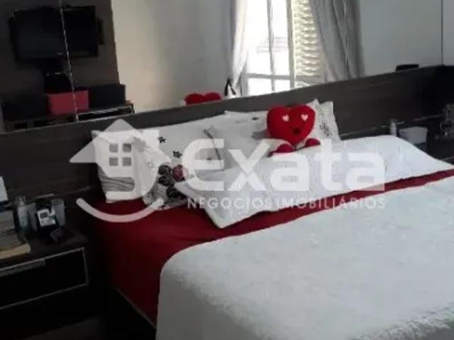 Sobrado luxuoso com piscina no Ibiti Royal Park 265m²