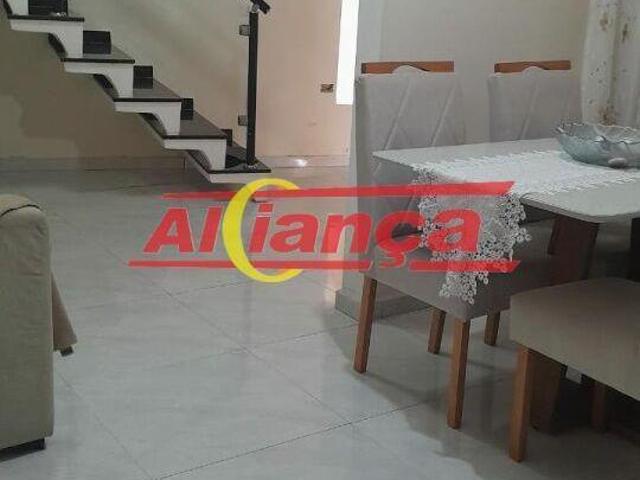 SOBRADO LINDO! BEM CONSERVADO E COM PLANEJADO