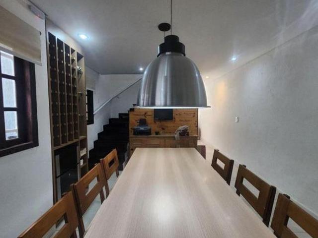 SOBRADO LINDO COMPRAR E MUDAR COM 3 DORMITORIOS UMA SUITE 3 GARAGENS