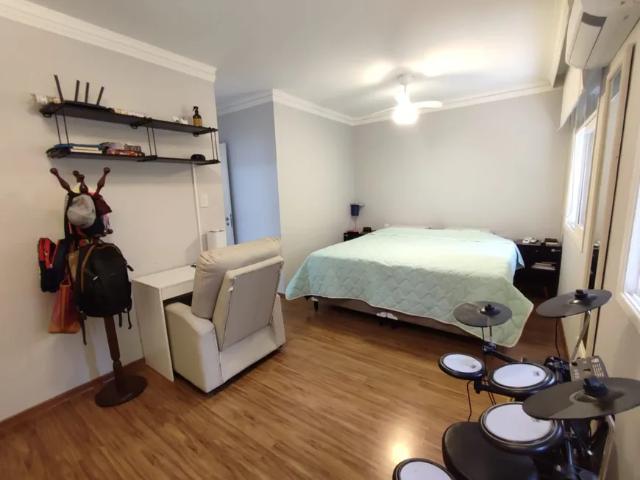 Sobrado Lindo 160 m² 3 dormitórios 1 suíte 4 vaga