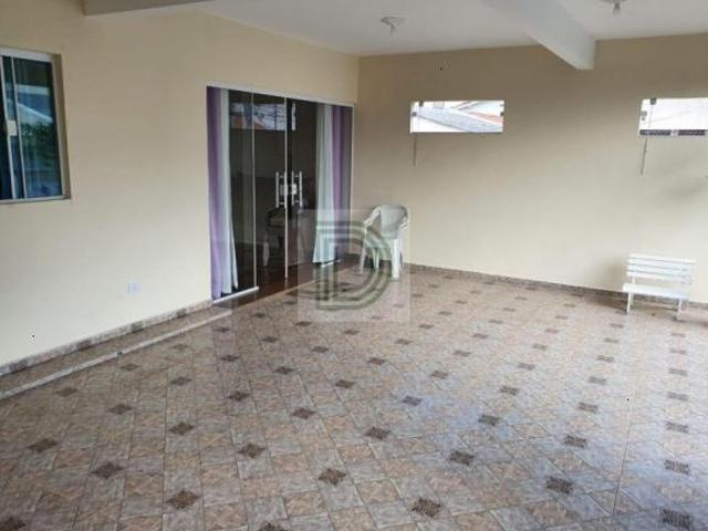 Sobrado localizado na Vila São Francisco, próximo ao Shopping