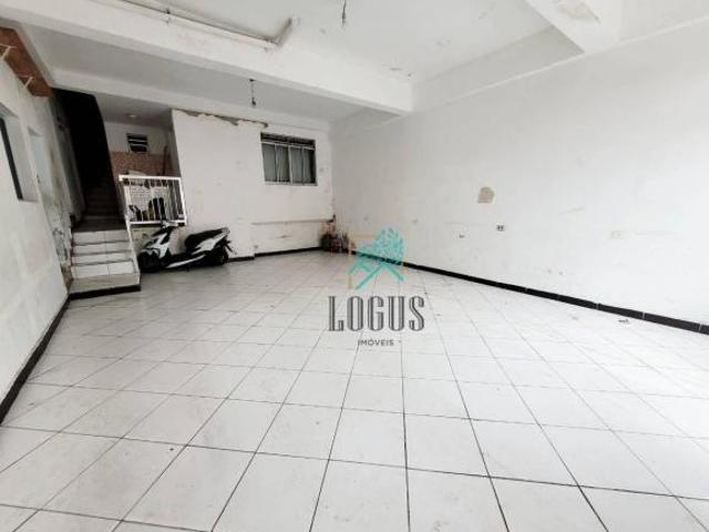 Sobrado p/ renda com ponto comercial | total de 15 dorms com WC individual à venda, 618 m² por R$ 1