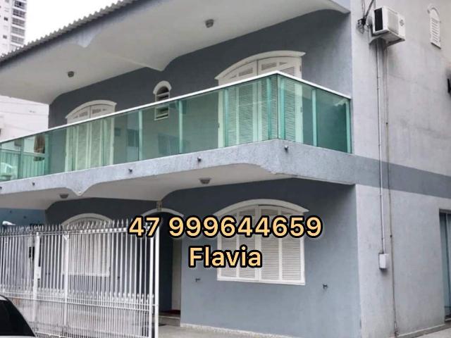 Sobrado para 17 ou 21 pessoas / bilhar/piscina/ 4vagas/ar