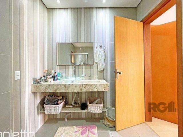 Sobrado para comprar com 4 dormitórios, 2 suites, 4 vagas, terceiro pavimento co