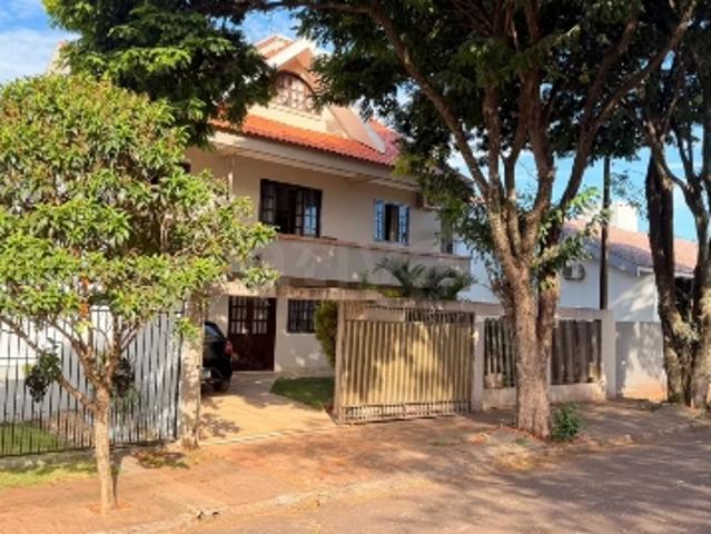 Sobrado para alugar com 4 Suítes + 2 Quartos em Jardim La Salle, Toledo PR