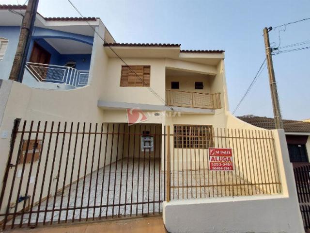 Sobrado para alugar com 1 Suíte + 2 Quartos em Vila Morangueira, Maringá PR