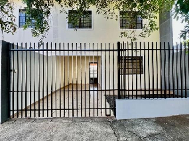 Sobrado para alugar com 1 Suíte + 2 Quartos em Cidade Jardim, Maringá PR