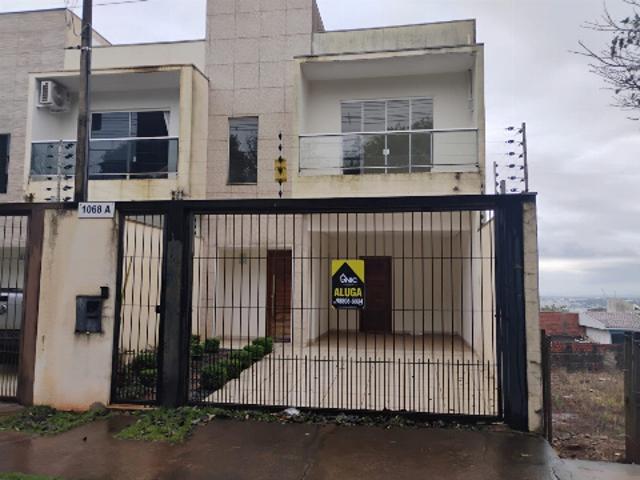 Sobrado para alugar com 1 Suíte + 2 Quartos em Jardim Aurora, Maringá PR