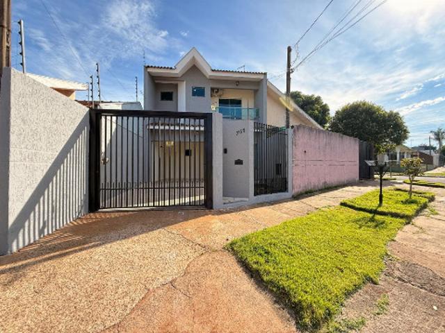 Sobrado para alugar com 1 Suíte + 2 Quartos em Jardim Dias I, Maringá PR