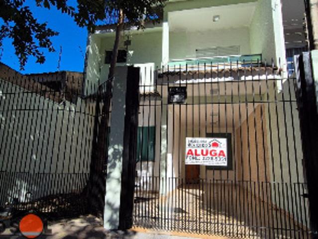 Sobrado para alugar com 1 Suíte + 2 Quartos em Jardim Licce, Maringá PR