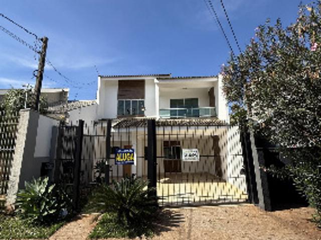 Sobrado para alugar com 1 Suíte + 2 Quartos em Jardim Universo, Maringá PR
