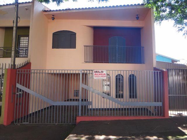 Sobrado para alugar com 1 Suíte + 2 Quartos em Jardim Universo, Maringá PR