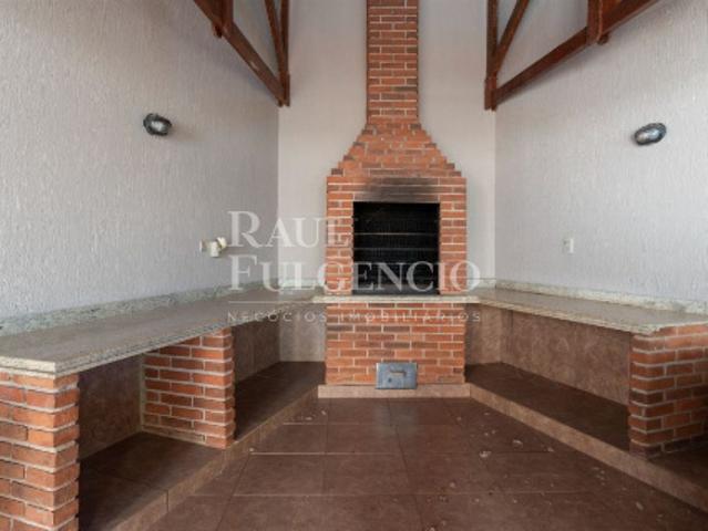 Sobrado para alugar com 1 Suíte + 3 Quartos em Dom Pedro, Londrina PR
