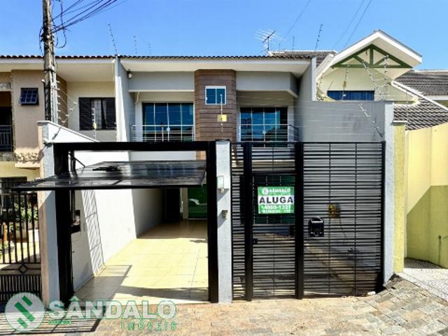 Sobrado para alugar com 2 Suítes + 1 Quarto em Jardim Imperial II, Maringá PR