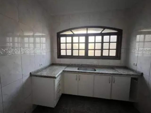 Sobrado para Alugar com 3 dormitórios Bairro Campestre, Santo André/SP