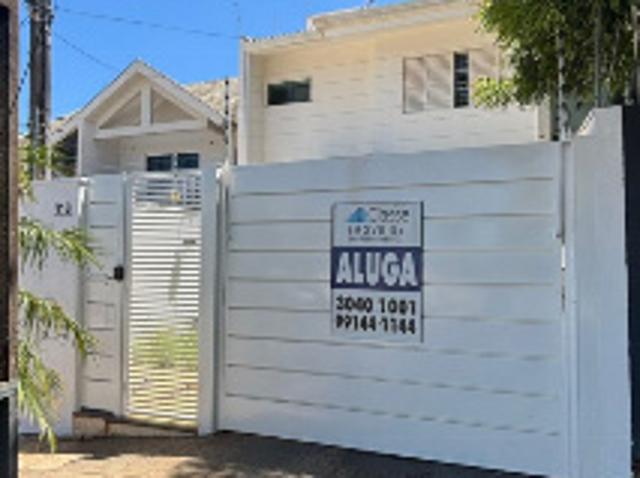 Sobrado para alugar com 3 Quartos em Galeão, Maringá PR