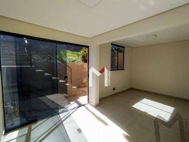 Sobrado para alugar com 3 Quartos em Jardim Tókio, Londrina PR