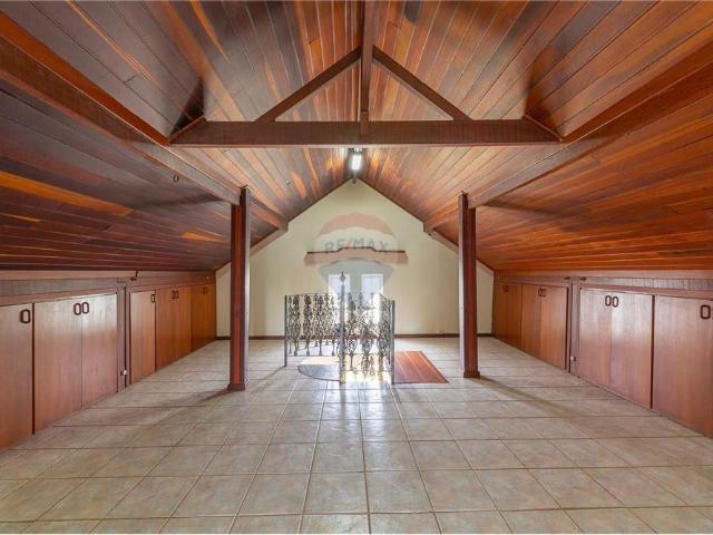 Sobrado para alugar com AC 500m², 4 quartos | 2 suítes, 2 vagas, Condomínio Vista alegre Café, Vinhedo/SP