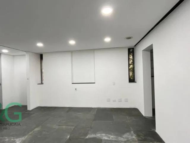 Sobrado para alugar, 137 m² por R$ 8.160,06/mês Real Parque São Paulo/SP