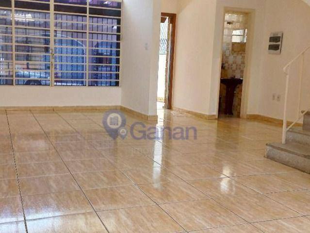Sobrado para Aluguel com 3 quartos, 170 m² por R$ 4.700