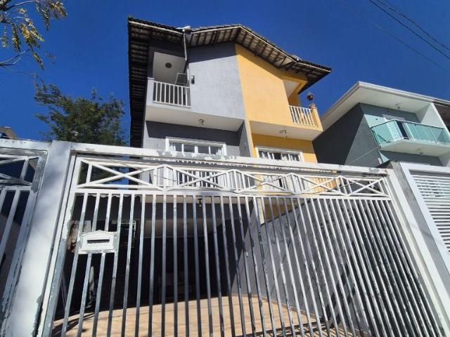 Sobrado para Aluguel com 3 quartos, 115 m² por R$ 3.676