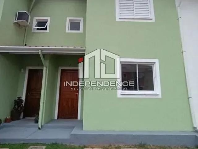 Sobrado para Aluguel com 3 quartos, 70 m² por R$ 2.500