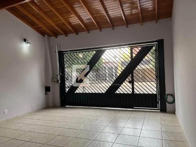 Sobrado para Aluguel com 4 quartos, 160 m² por R$ 7.150