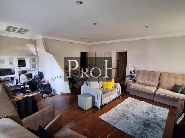 Sobrado para Aluguel com 5 quartos, 400 m² por R$ 12.000