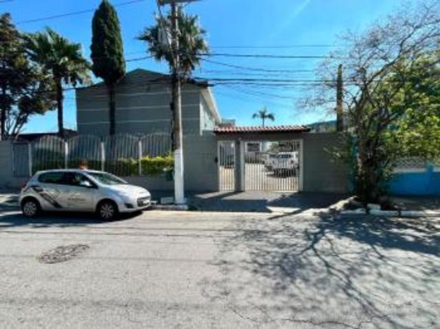 Sobrado para Aluguel por R$1.650,00/Mês com 2 suites, 1 vaga e 1 lavabo Vila jacuí, São paulo / SP