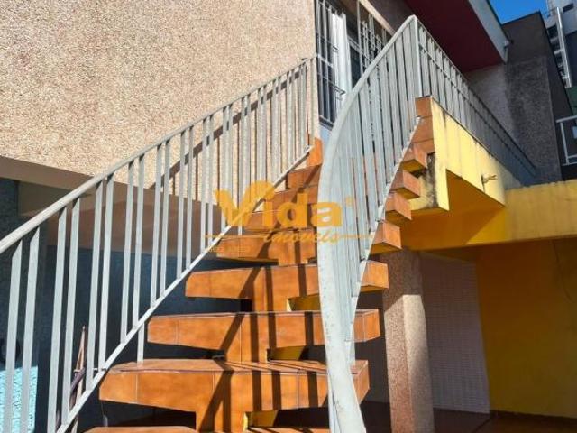 Sobrado para Locação no Km 18, Osasco | 3 Dorms, 197,5m²
