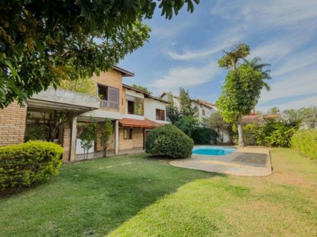 Sobrado para locação e venda no Alphaville Residencial 5 em Santana de Parnaíba SP