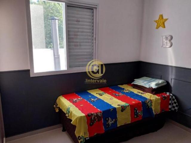 Sobrado para locação em condominio em São José dos Campos: 2 quartos planejados, suíte, 3 banheiros