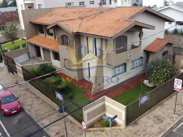 Sobrado para Locação em Guarapuava, Centro, 5 dormitórios, 1 suíte, 2 banheiros, 1 vaga