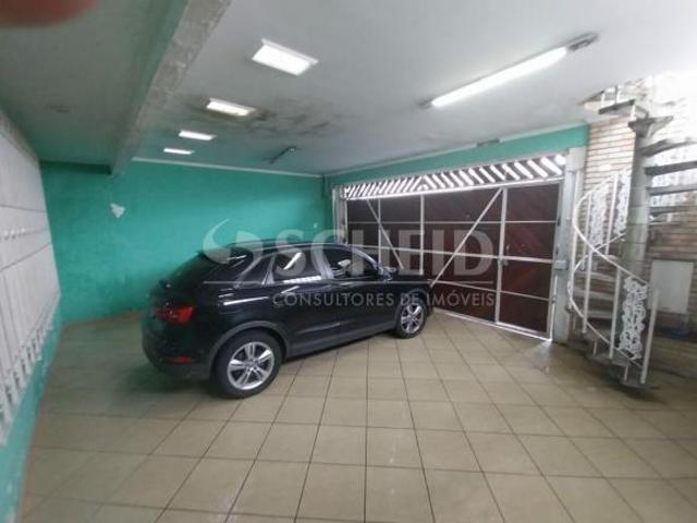 Sobrado para locação 3 quartos sendo 1 suíte 3 vagas bairro de Interlagos