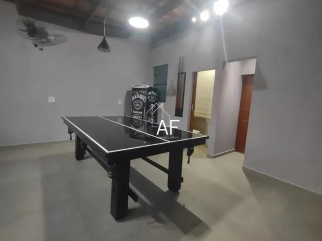 Sobrado para Locação, 4 quartos, 2 suítes, 1 vagas de garagem, 173 m²