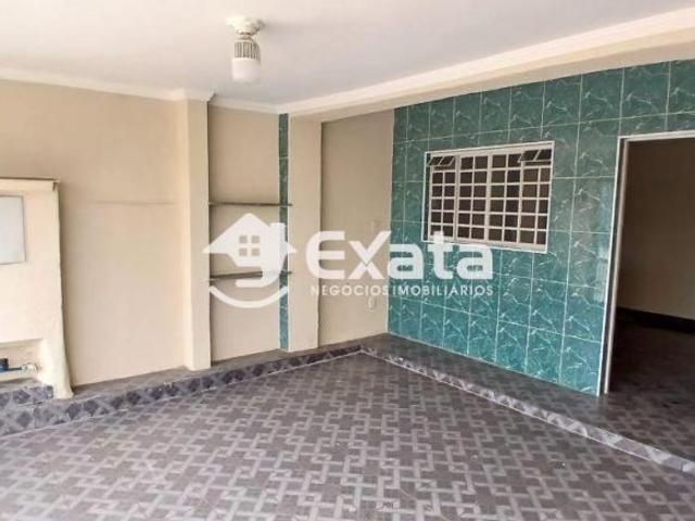 Sobrado para locacao com edicula na Vila Colorau