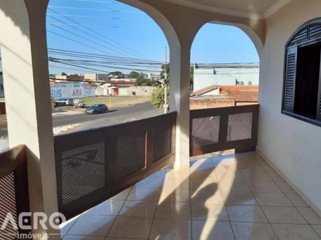 Sobrado para morar e ter renda