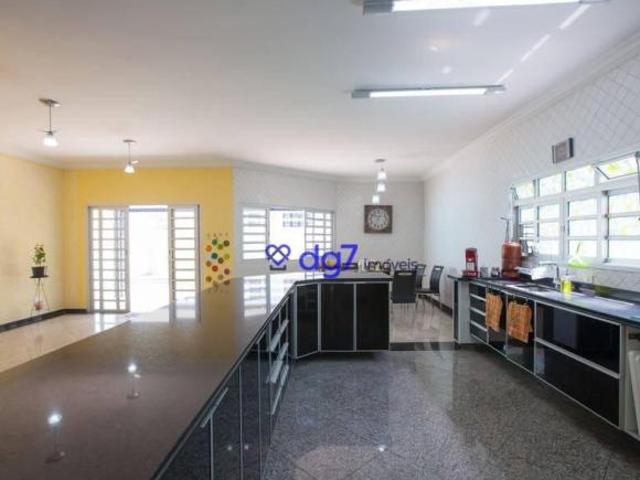 Sobrado para renda com 4 dormitórios, 4 suítes à venda, 600 m² Parque dos Prín
