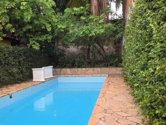 Sobrado para venda, 3 quarto s sendo 1 suite, Excelente para Comercial Jardim Shangri la, Cuiabá