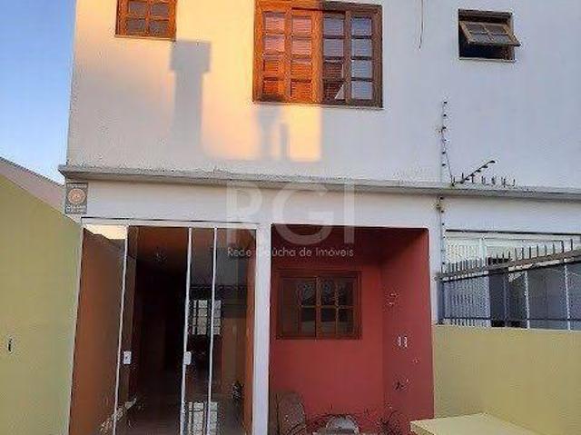 Sobrado para Venda 100.45m², 2 dormitórios, sendo 2 suites, 1 vaga Guarujá