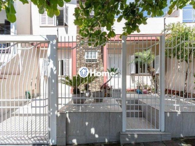 Sobrado para Venda 150m², 3 dormitórios, sendo 1 suites, 1 vaga Morro Santan