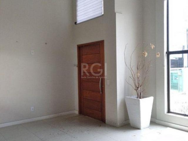 Sobrado para Venda 174m², 3 dormitórios, sendo 1 suites, 2 vagas Dom Felicia