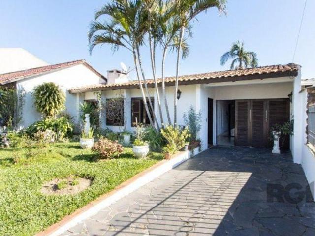 Sobrado para Venda 170m², 3 dormitórios, sendo 1 suites, 2 vagas Serraria